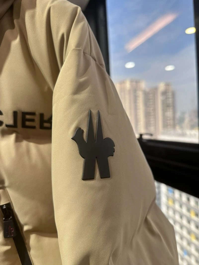 Inexpensive Moncler Down Jackets