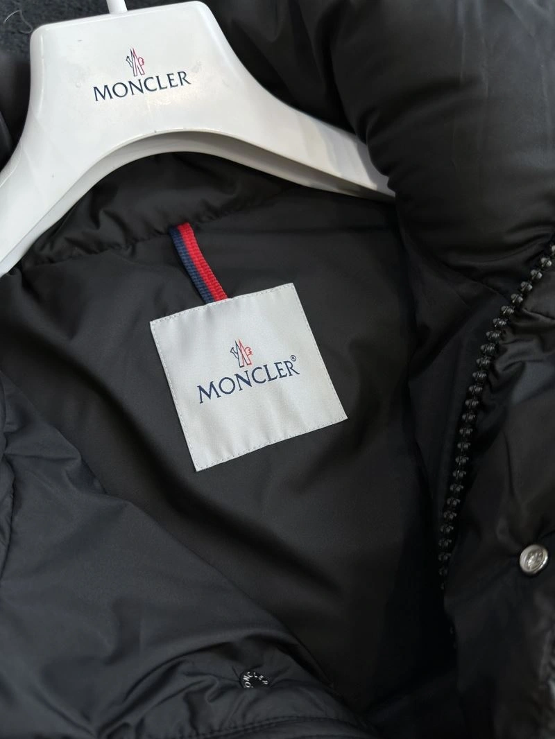 Cut-rate Moncler Down Jackets