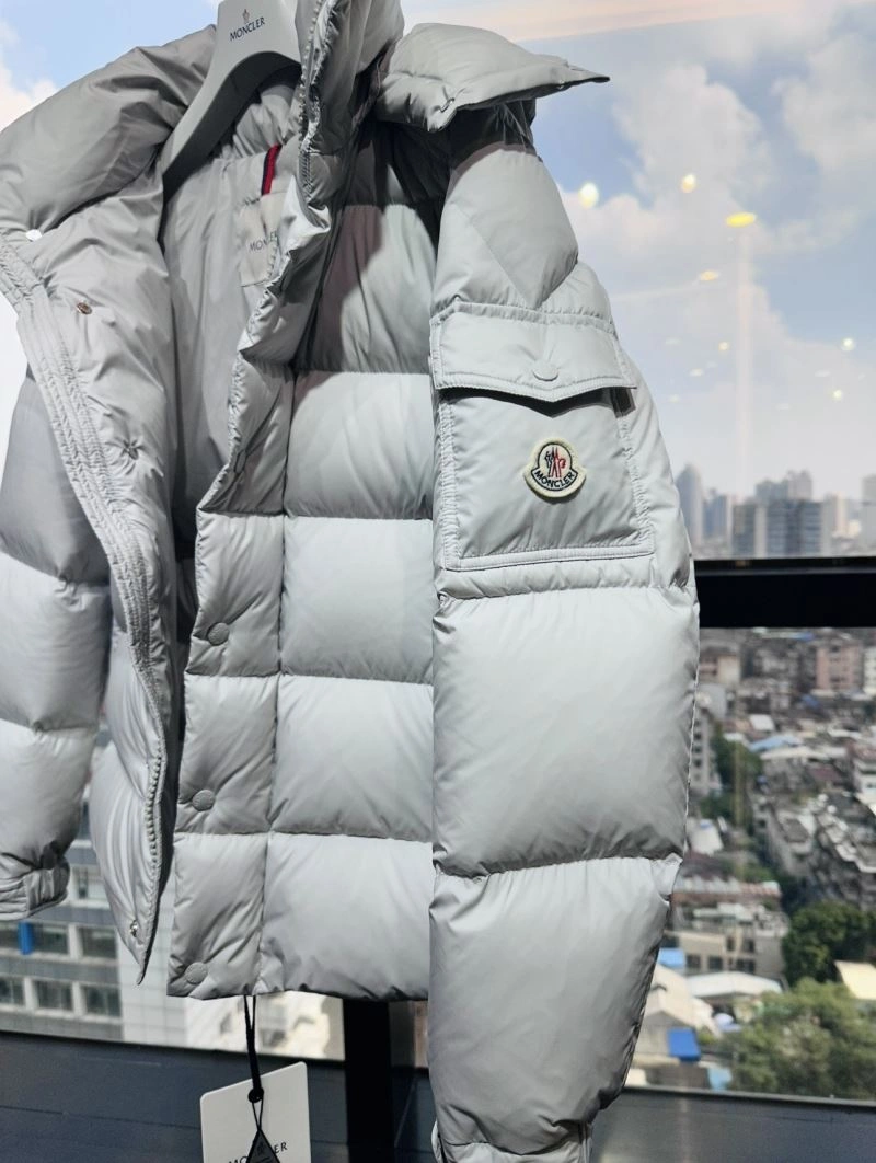 Inexpensive Moncler Down Jackets
