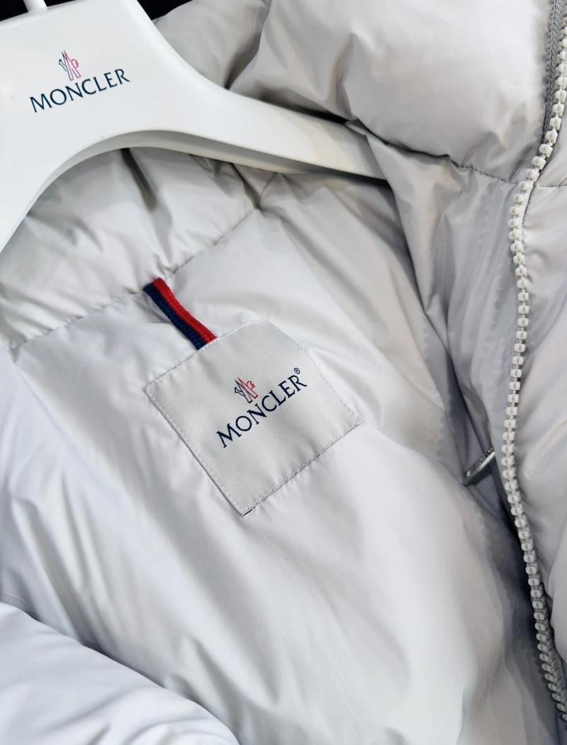 Inexpensive Moncler Down Jackets