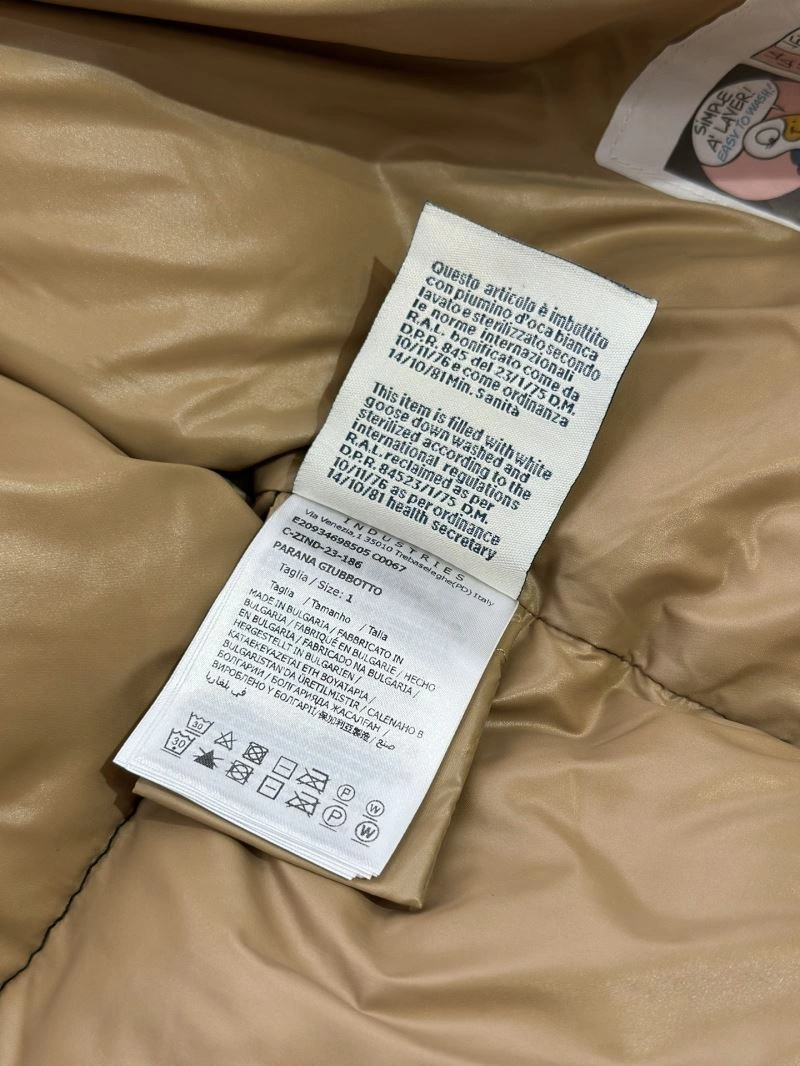 Exact replica Moncler Down Jackets
