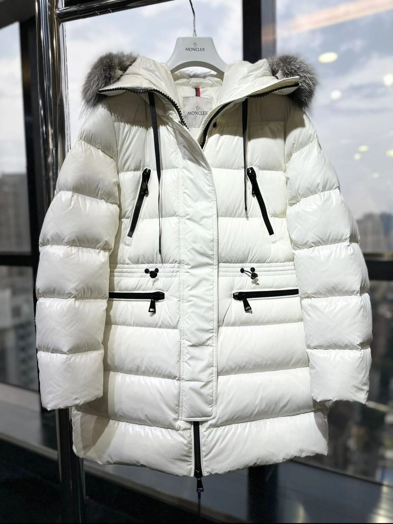 1:1 copy Moncler Down Jackets