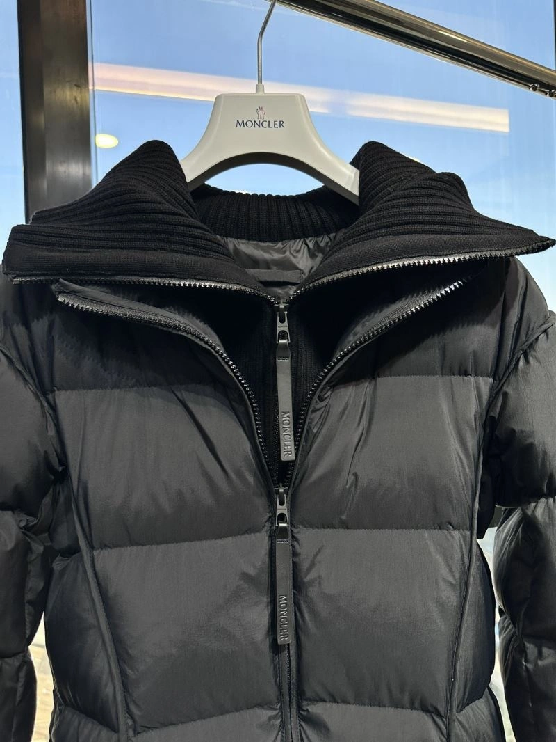 Exact replica Moncler Down Jackets