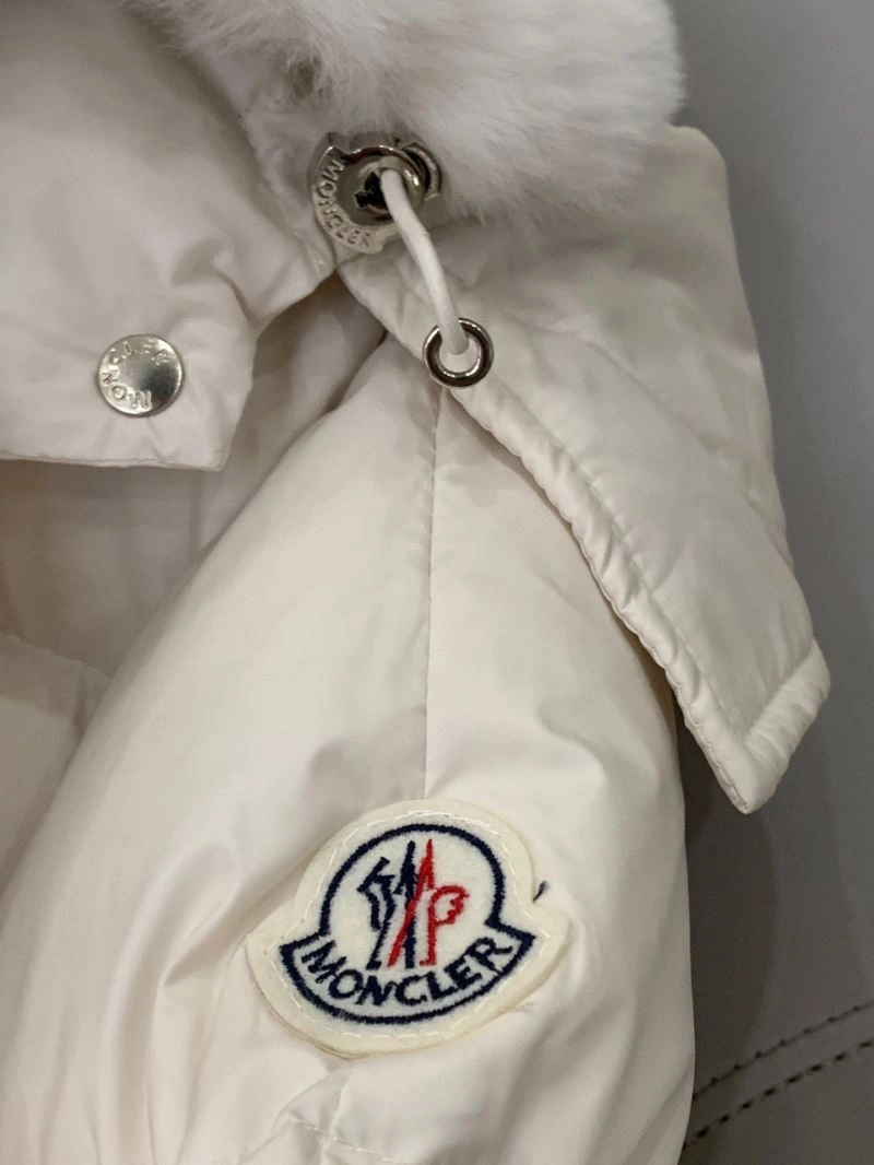 Inexpensive Moncler Down Jackets