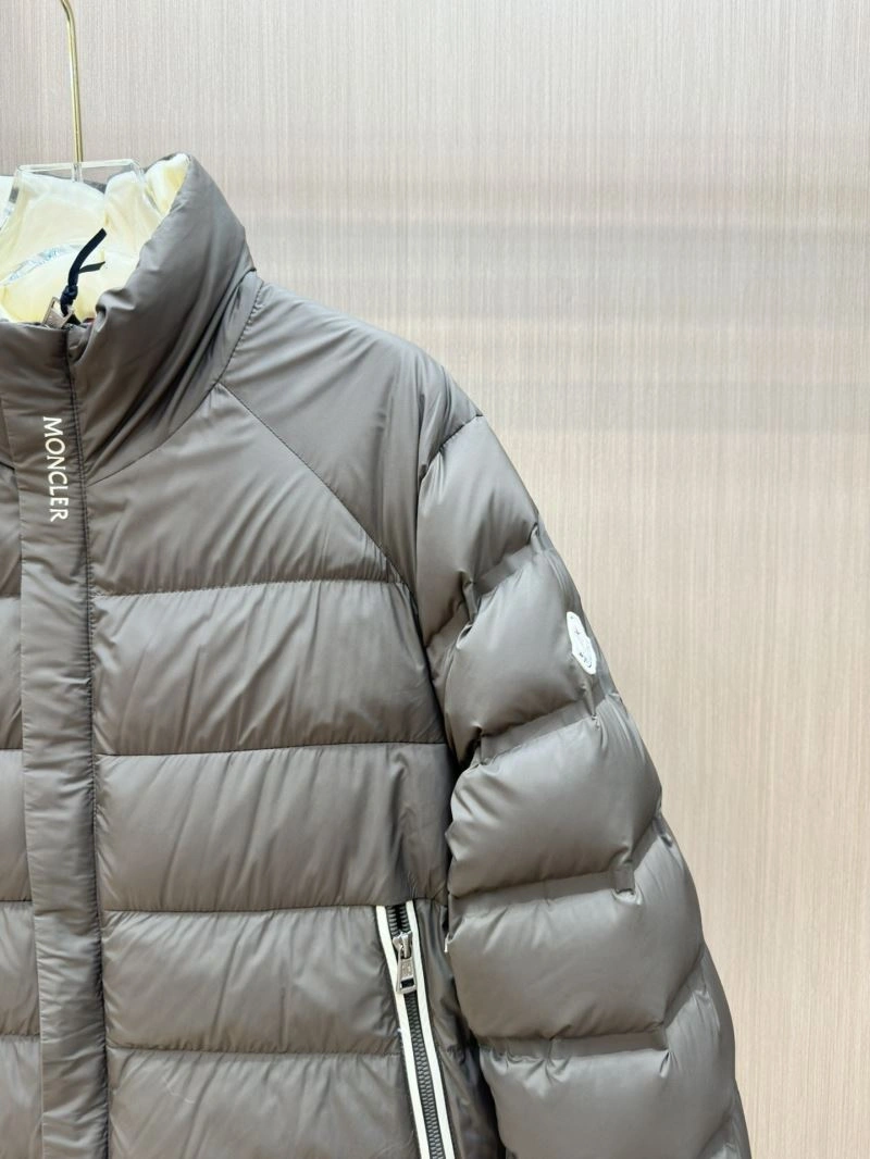 Accurate model Moncler Down Jackets