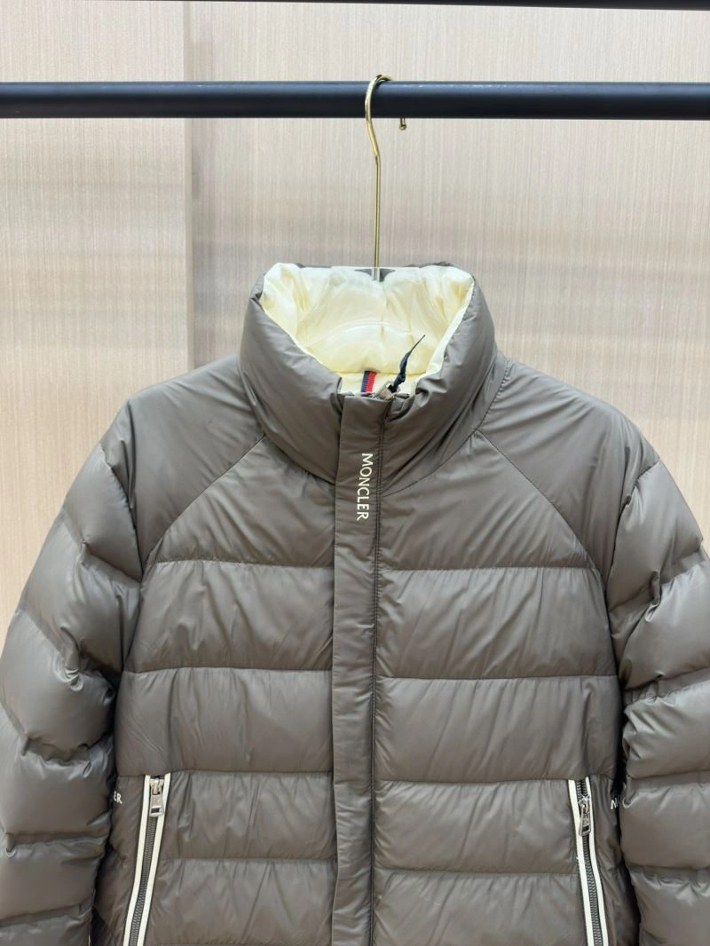 Accurate model Moncler Down Jackets