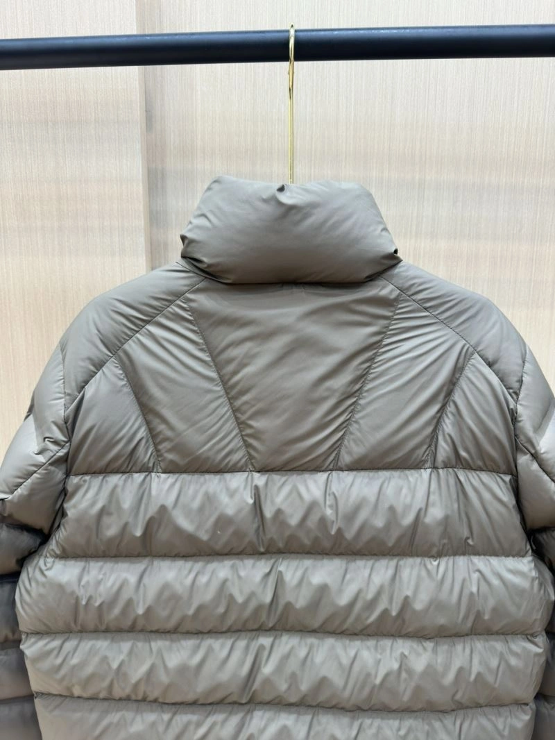Accurate model Moncler Down Jackets