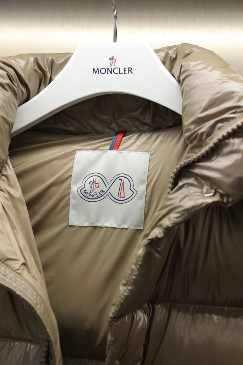 High accuracy Moncler Down Jackets