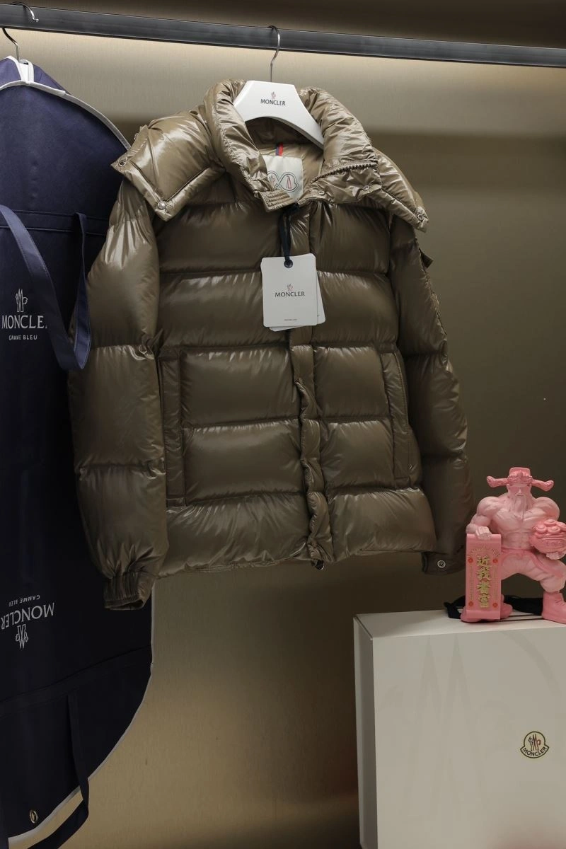High accuracy Moncler Down Jackets