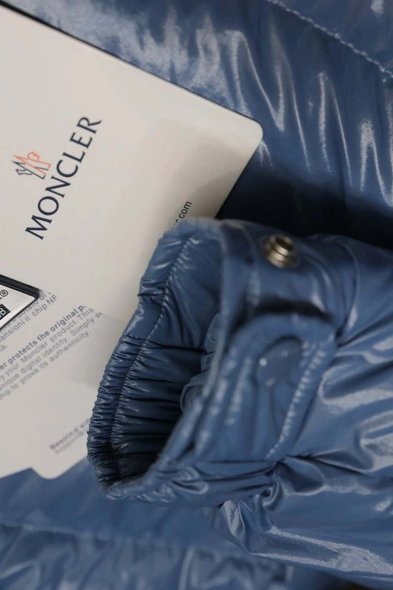 1:1 copy Moncler Down Jackets
