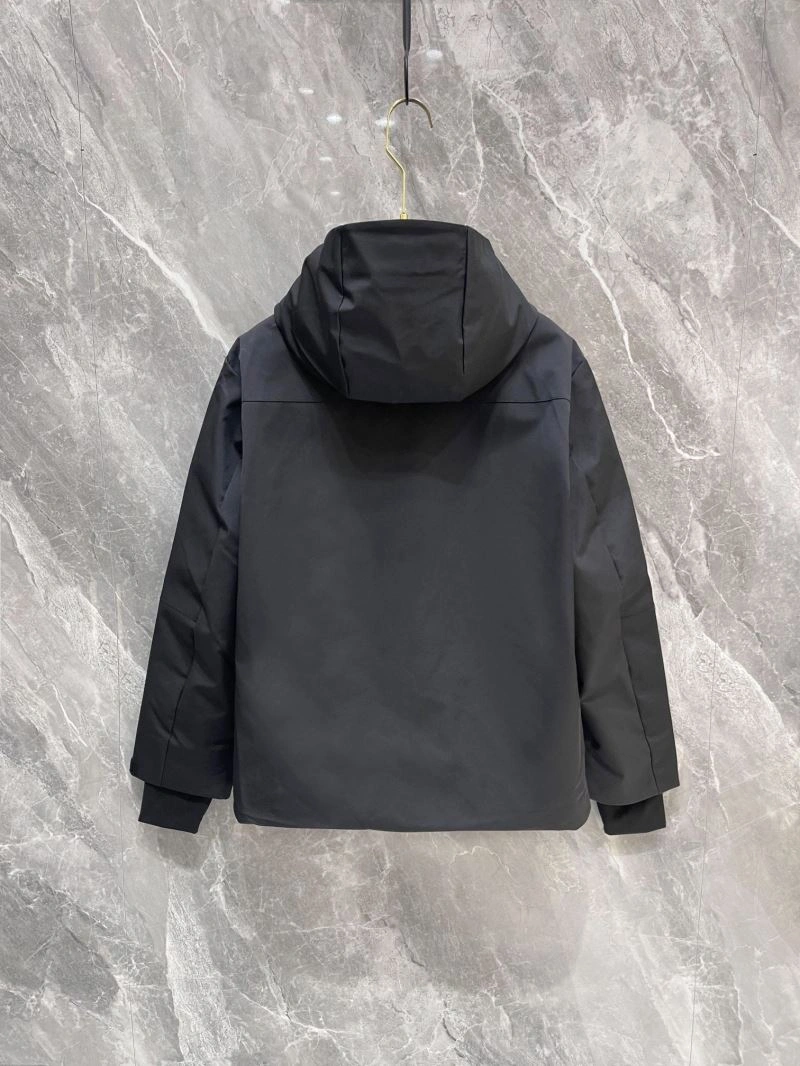 Low-cost Moncler Down Jackets