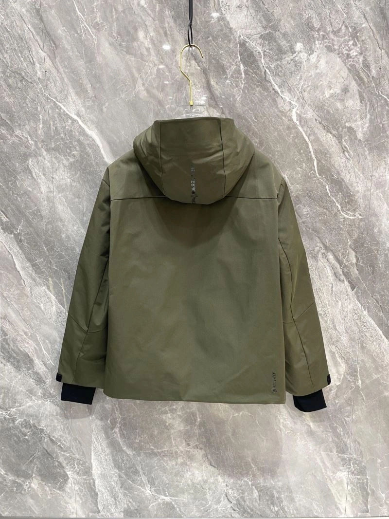 Accurate model Moncler Down Jackets
