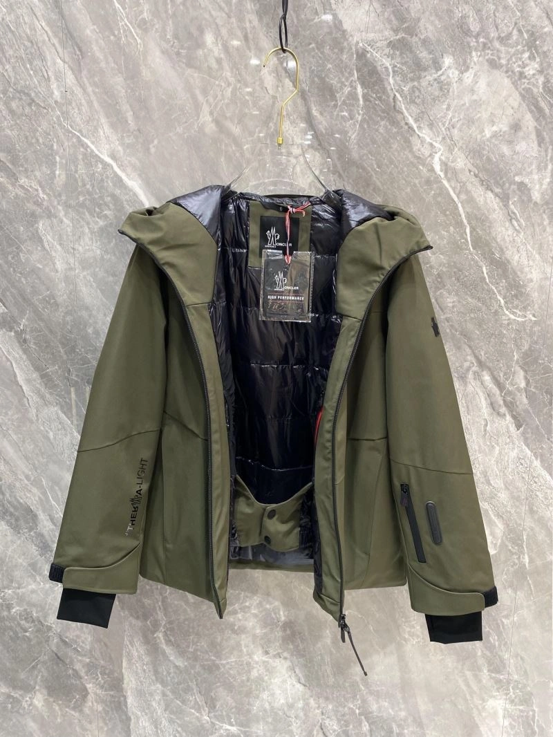Accurate model Moncler Down Jackets