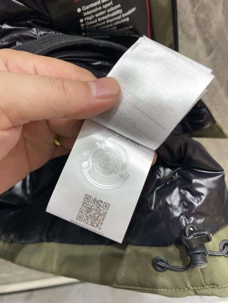 Accurate model Moncler Down Jackets