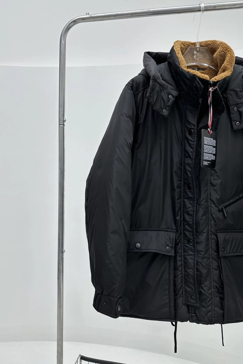 Accurate model Moncler Down Jackets