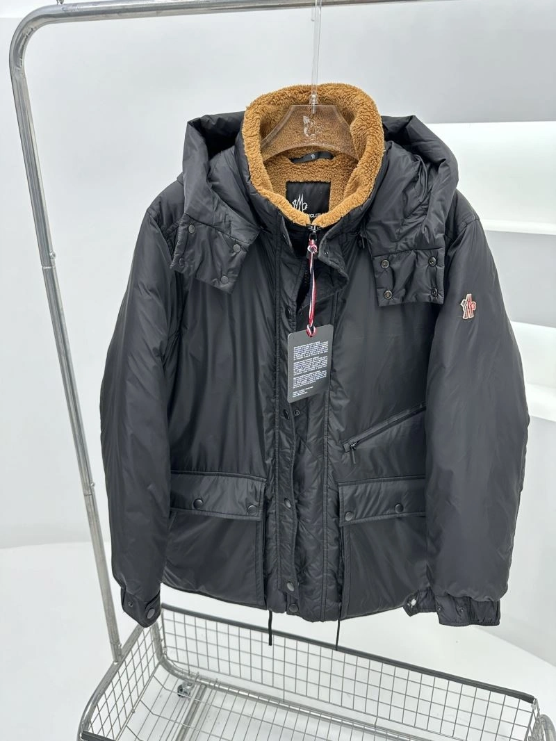 Accurate model Moncler Down Jackets