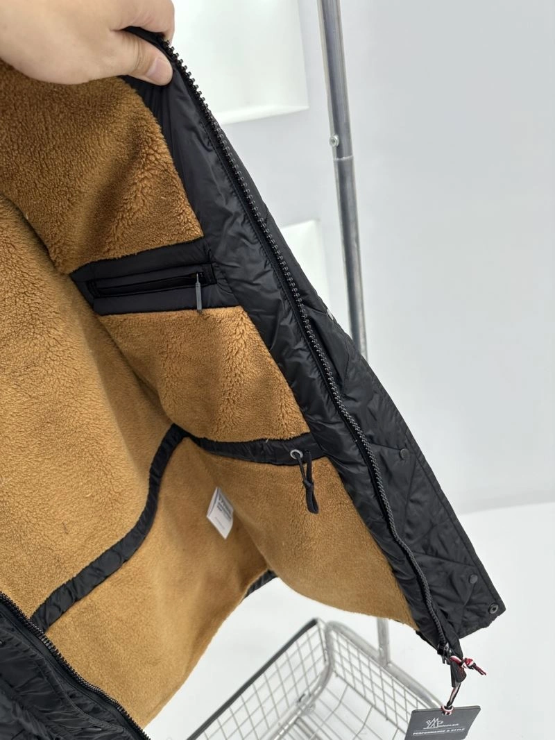 Accurate model Moncler Down Jackets