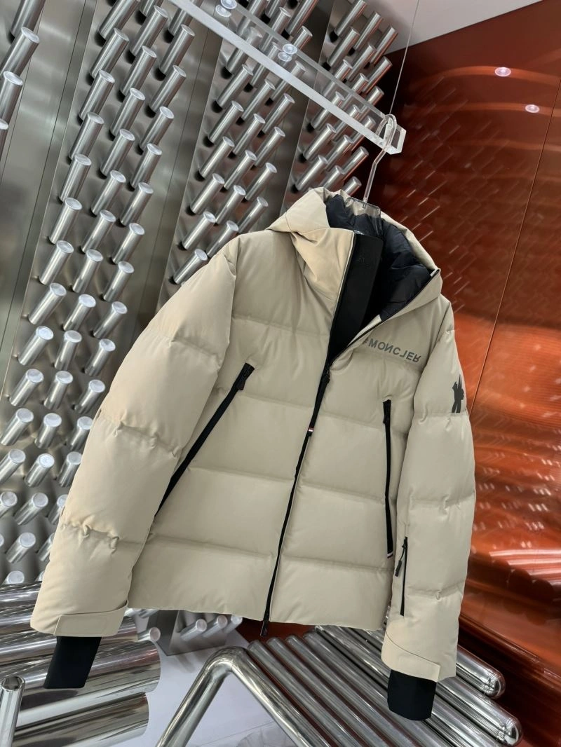 Low-cost Moncler Down Jackets