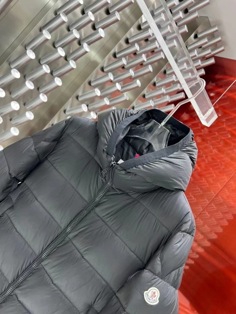 Inexpensive Moncler Down Jackets
