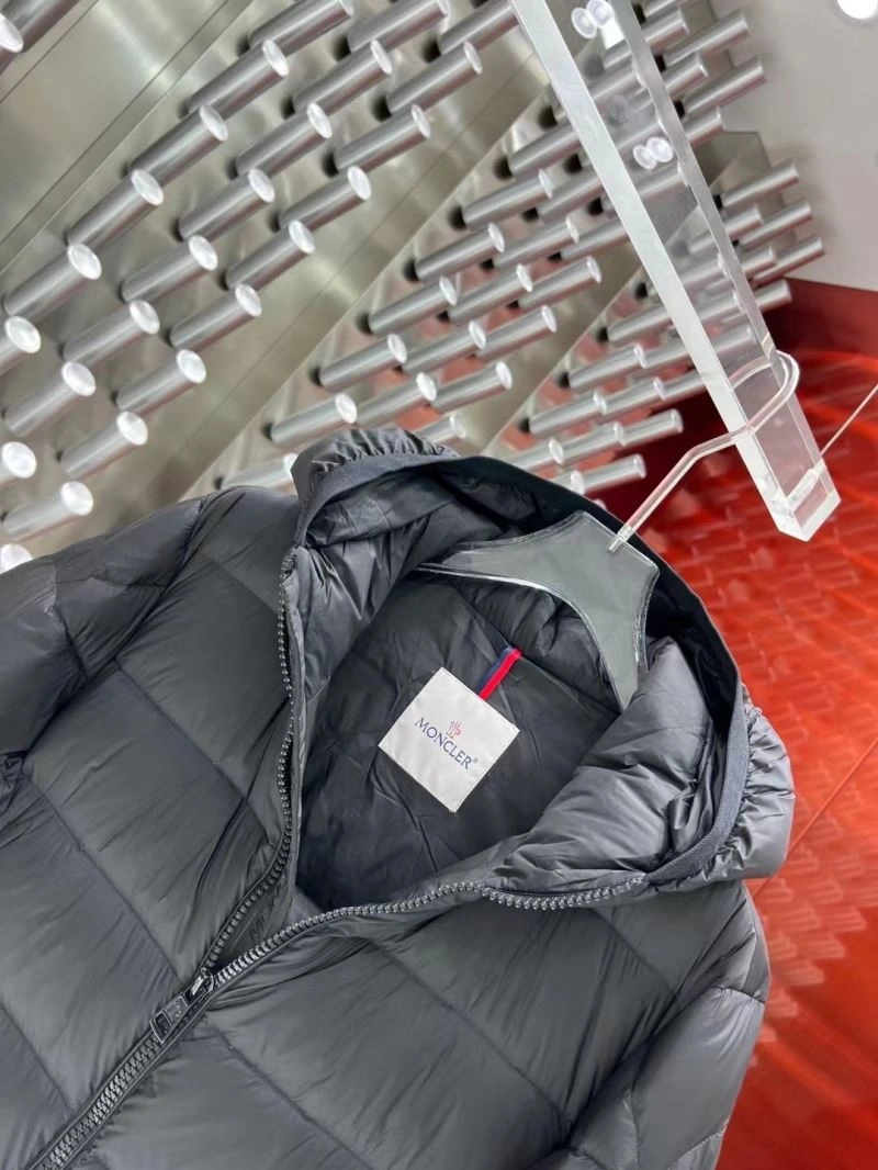 Inexpensive Moncler Down Jackets