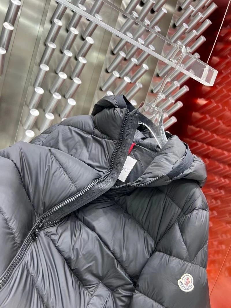 Inexpensive Moncler Down Jackets