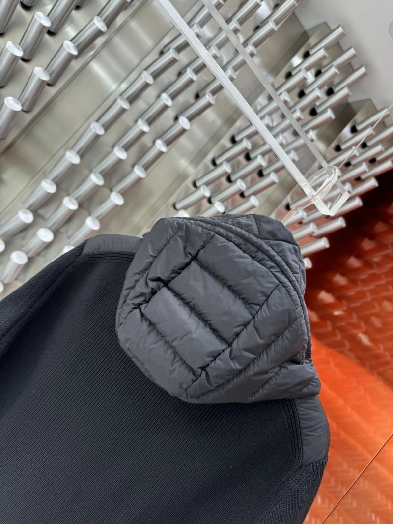 Inexpensive Moncler Down Jackets