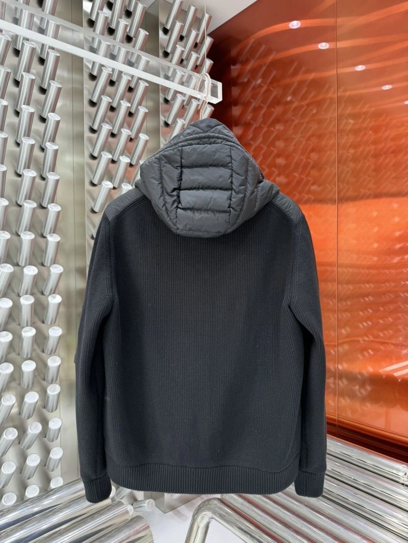 Inexpensive Moncler Down Jackets