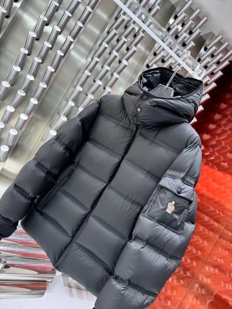 Low-cost Moncler Down Jackets
