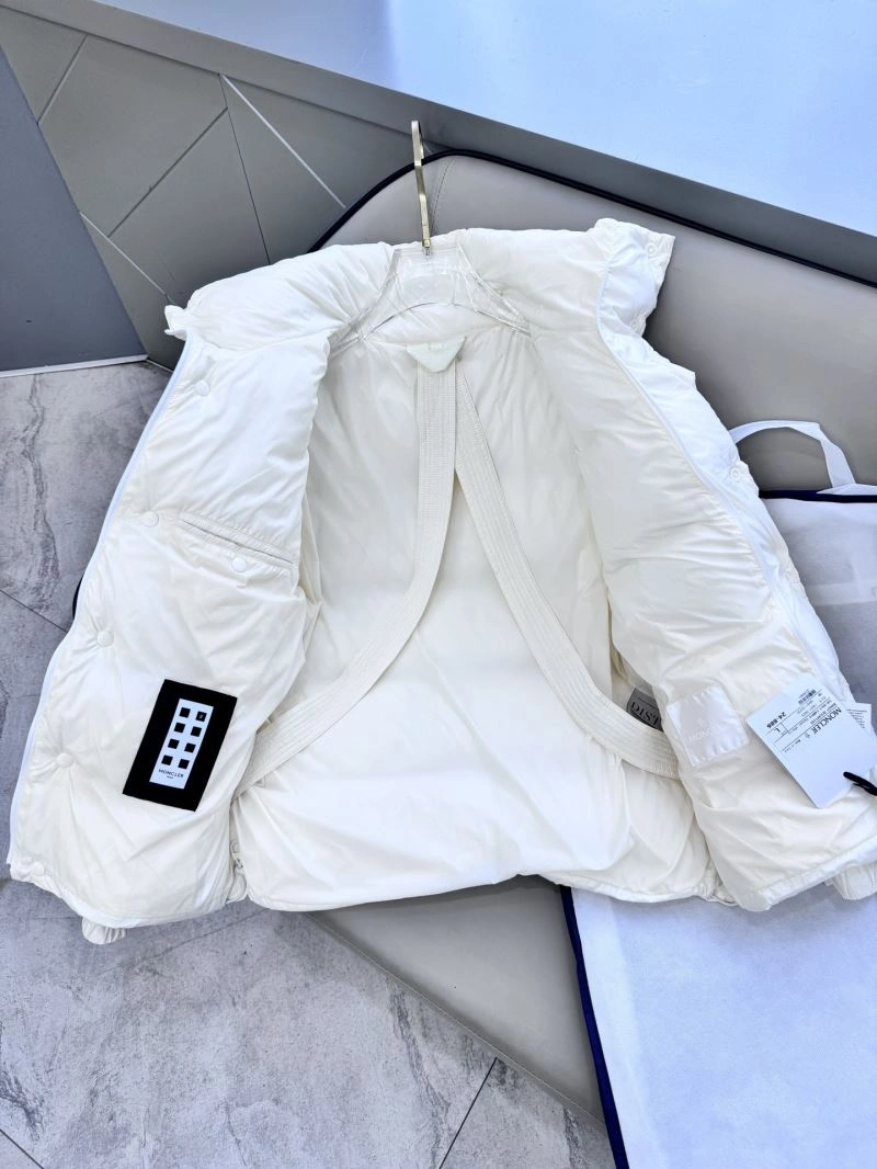 Low-cost Moncler Down Jackets