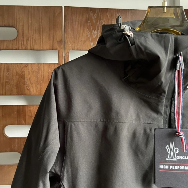 Low-cost Moncler Down Jackets