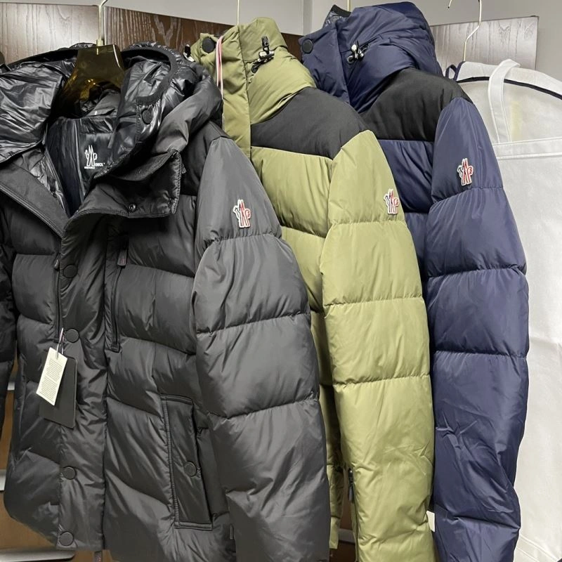 Accurate model Moncler Down Jackets