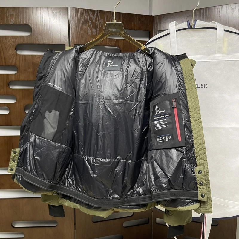 Low-cost Moncler Down Jackets