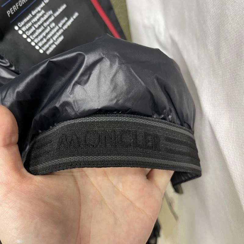 Low-cost Moncler Down Jackets
