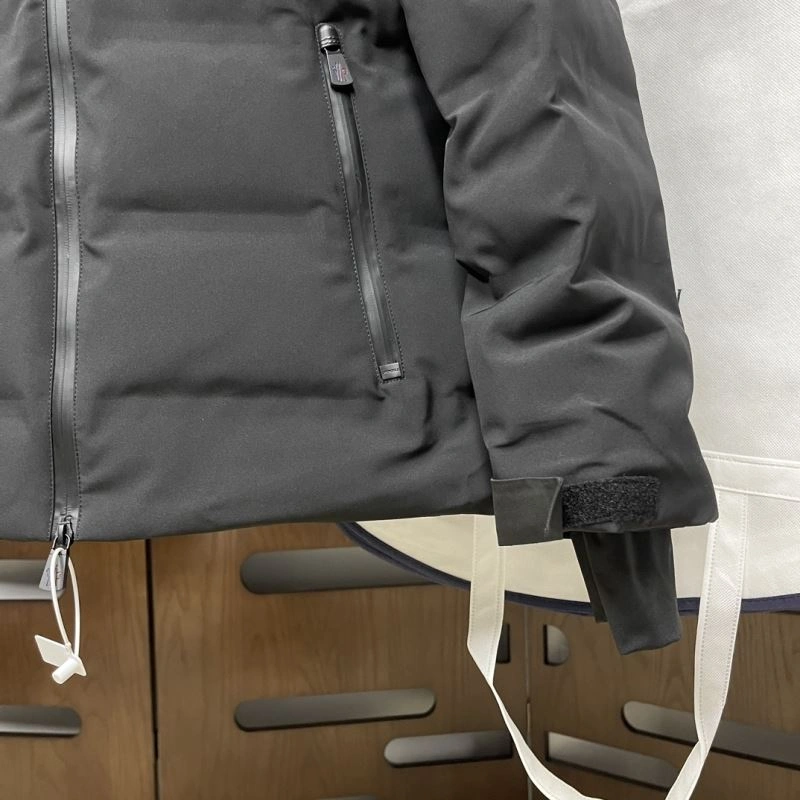 Top mirror Moncler Down Jackets
