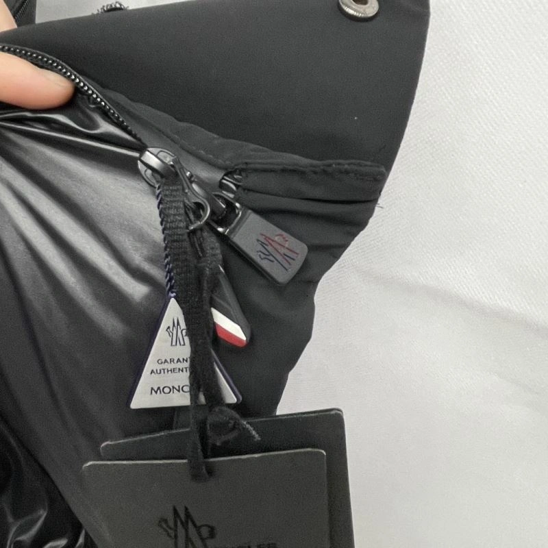 Top mirror Moncler Down Jackets