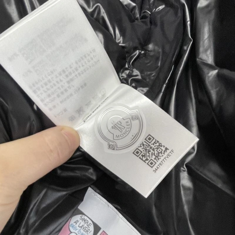 Inexpensive Moncler Down Jackets