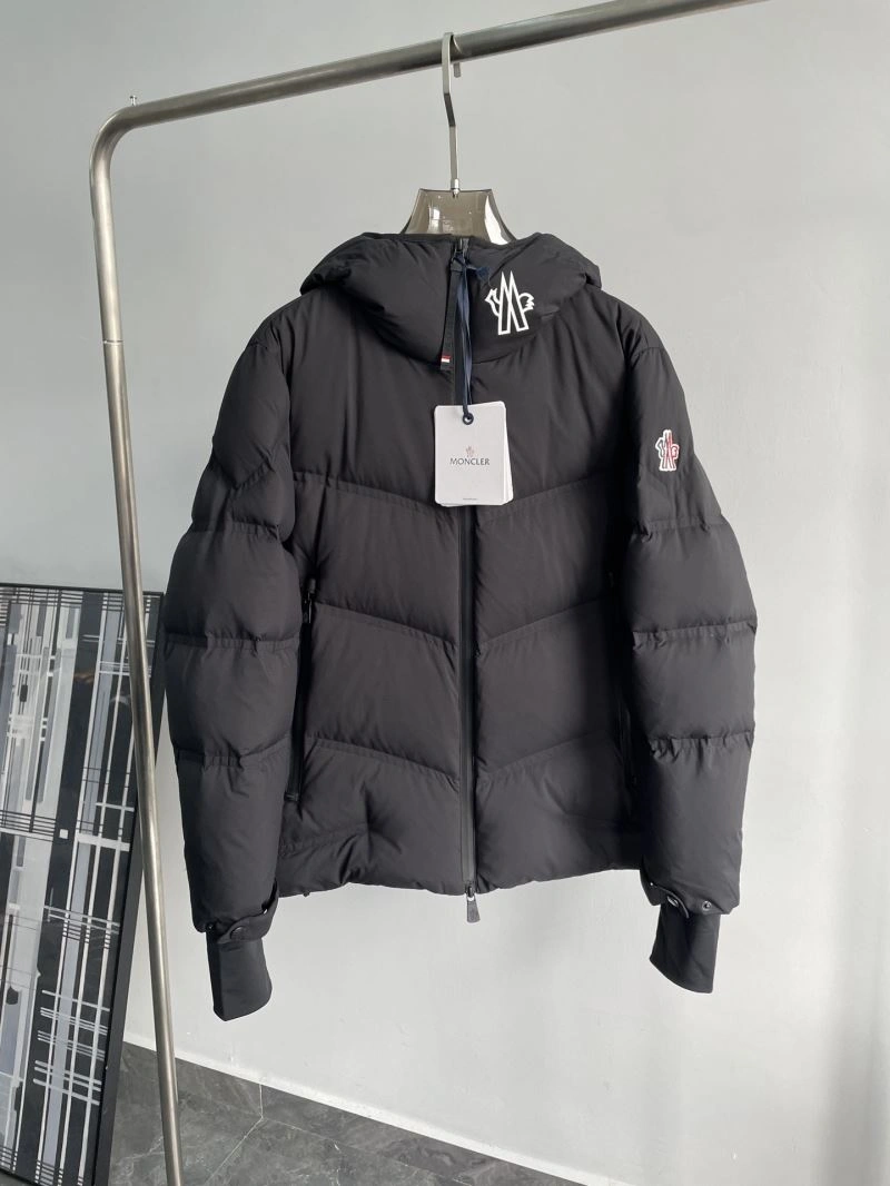 High fidelity Moncler Down Jackets