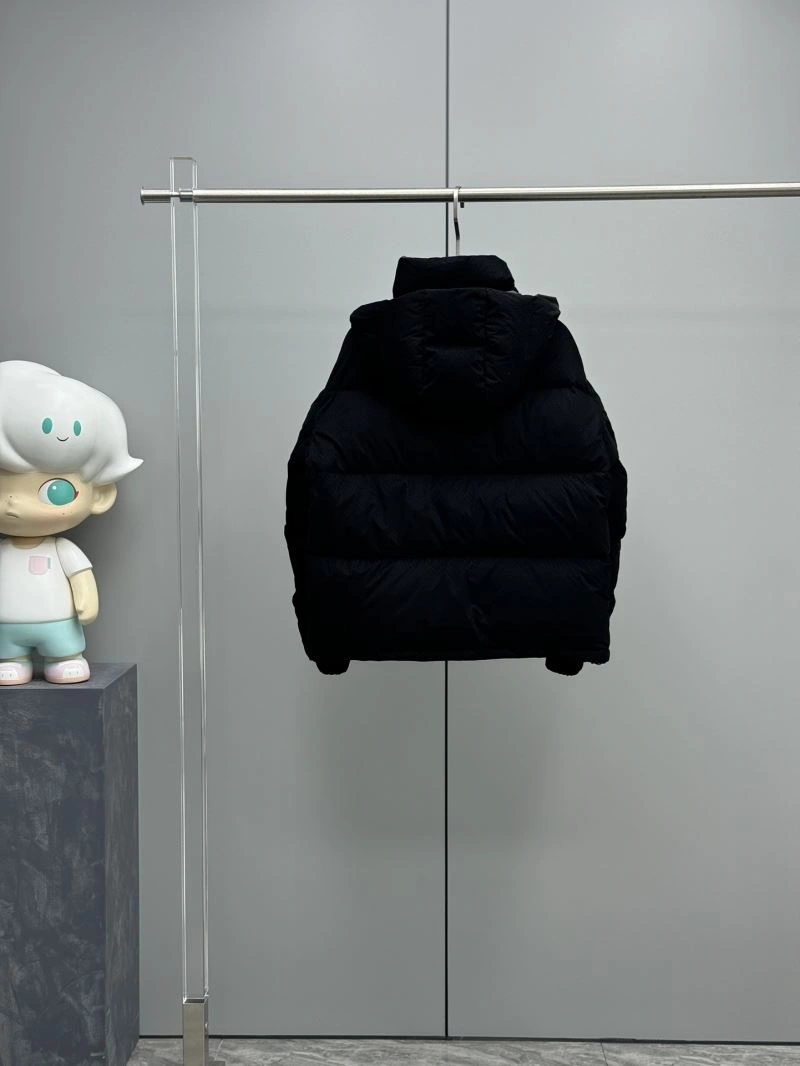 Low-cost Moncler Down Jackets