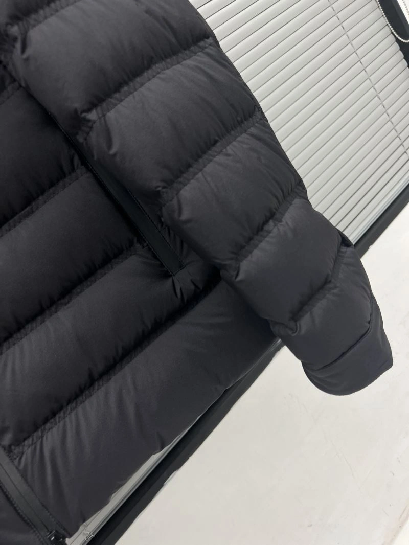 High fidelity Moncler Down Jackets