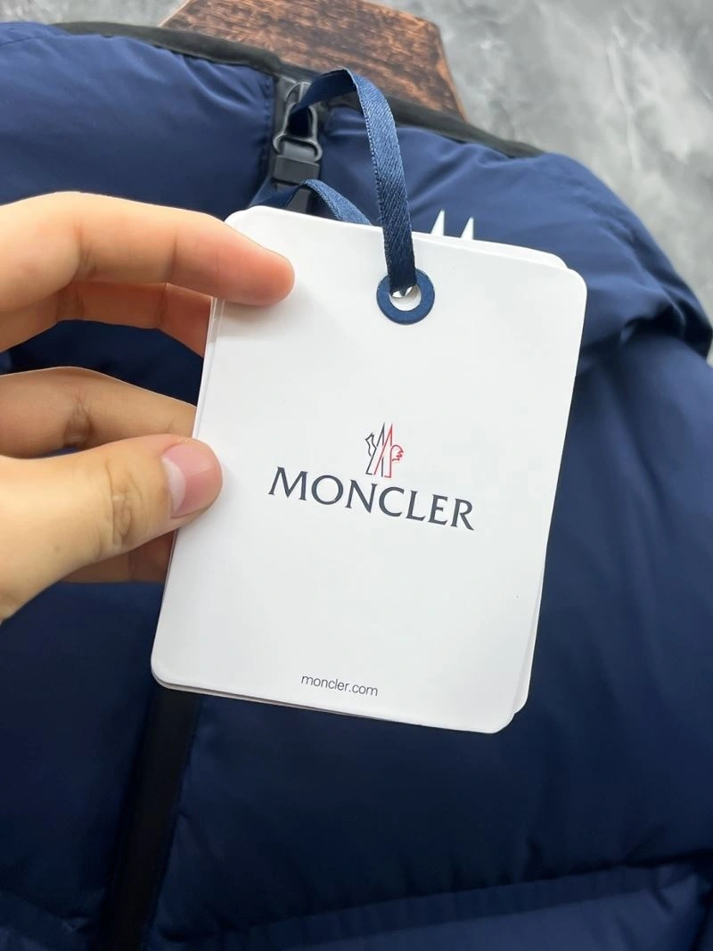 Top mirror Moncler Down Jackets