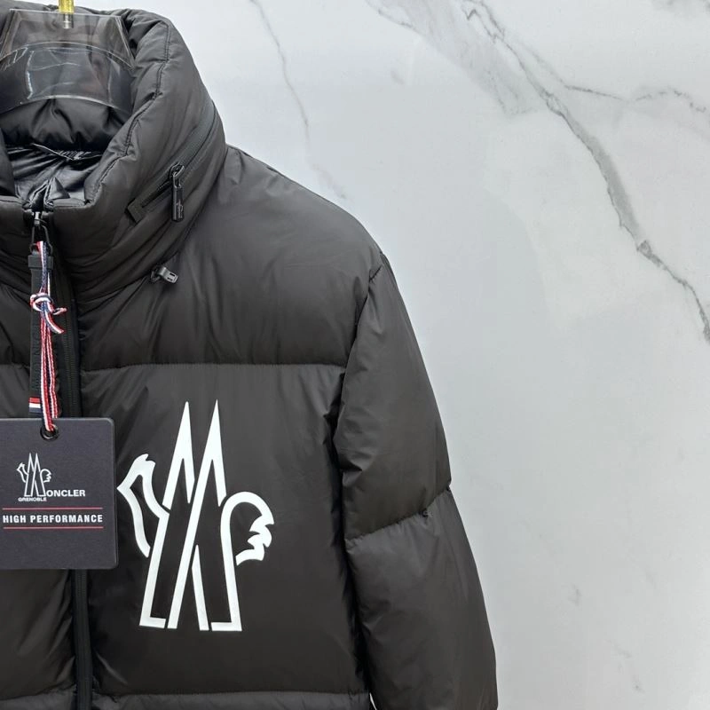 Inexpensive Moncler Down Jackets