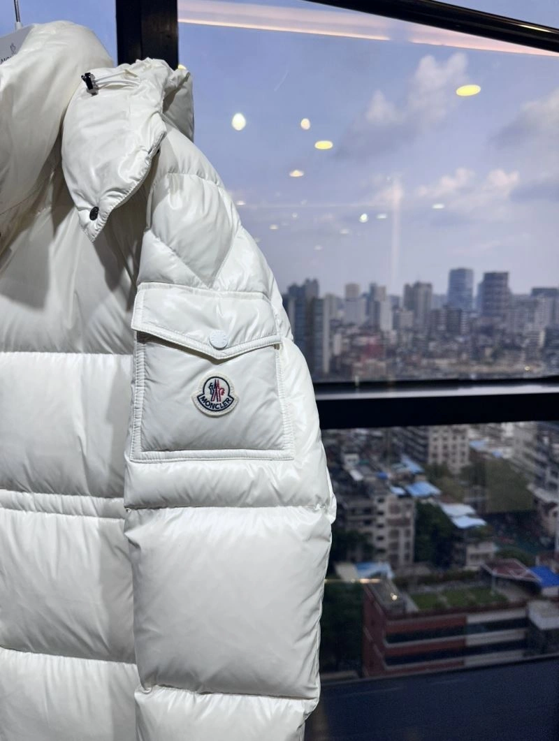 Accurate model Moncler Down Jackets