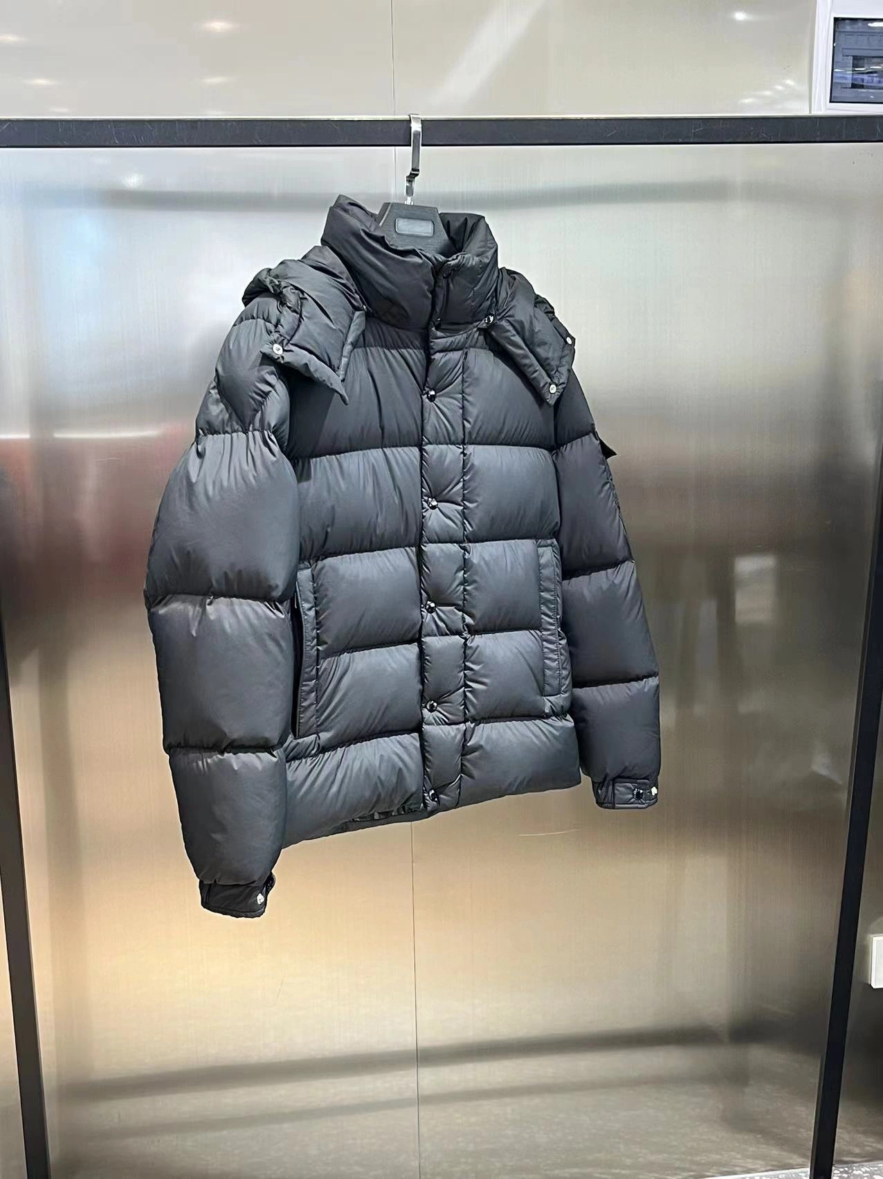 Exact replica Moncler Down Jackets