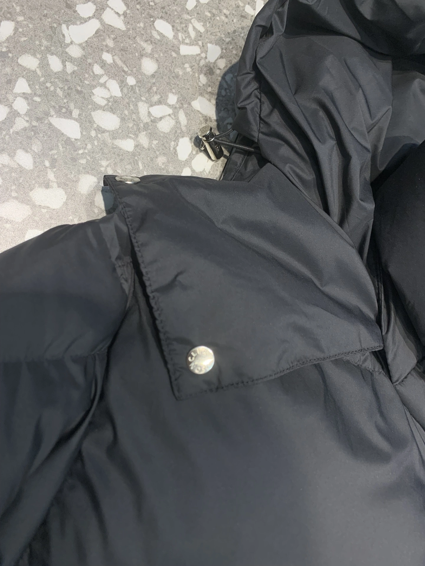 1:1 copy Moncler Down Jackets