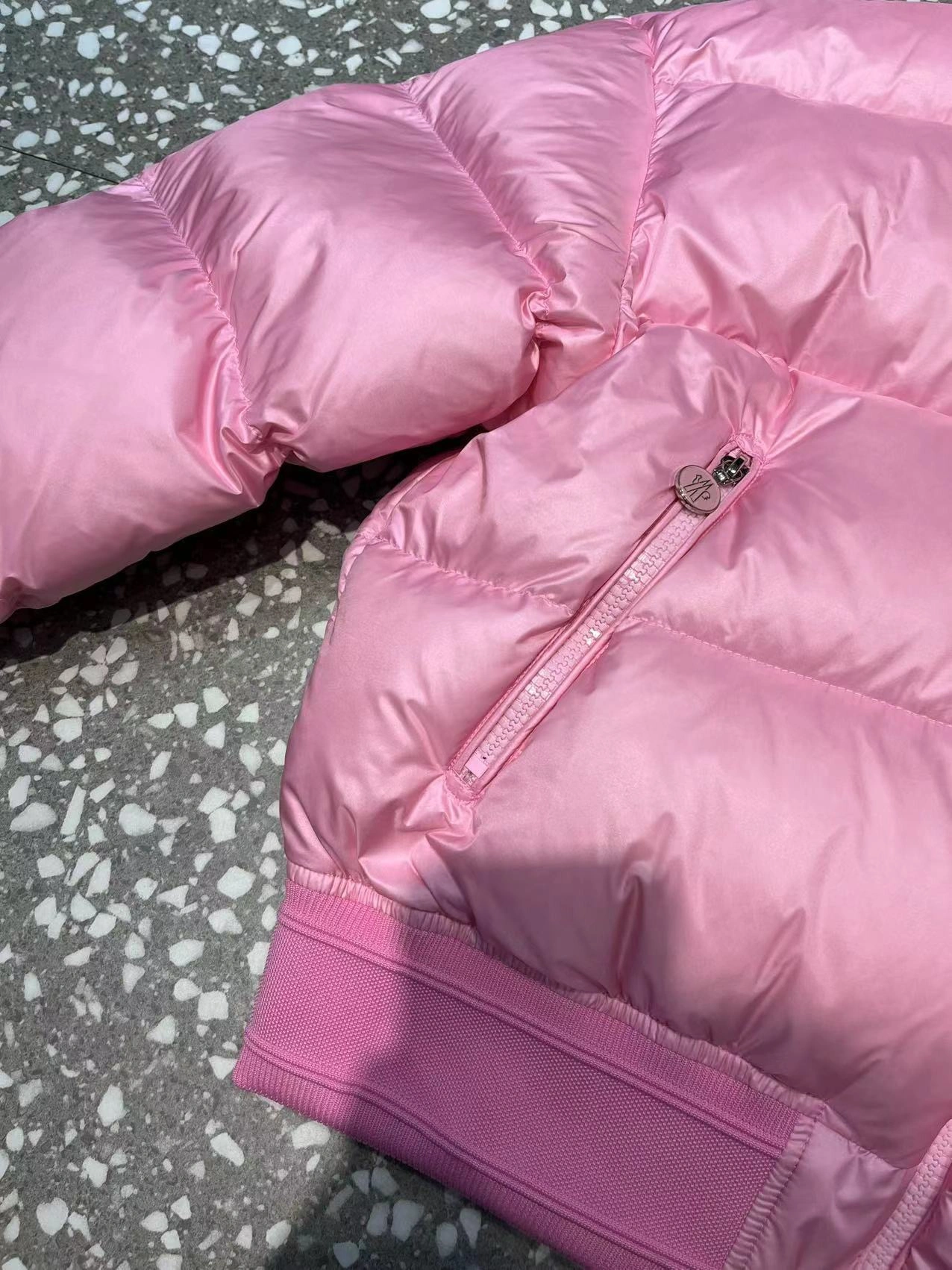 Top mirror Moncler Down Jackets