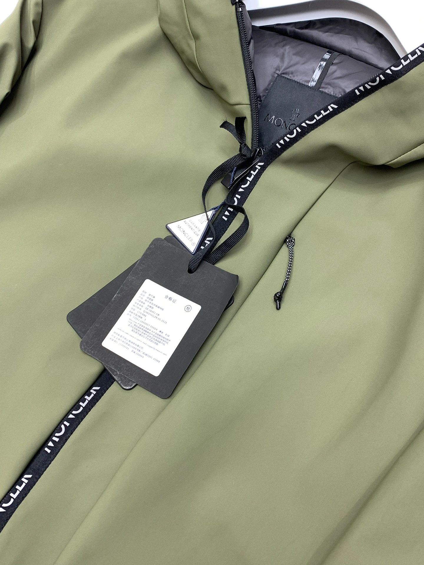 Bargain Moncler Down Jackets