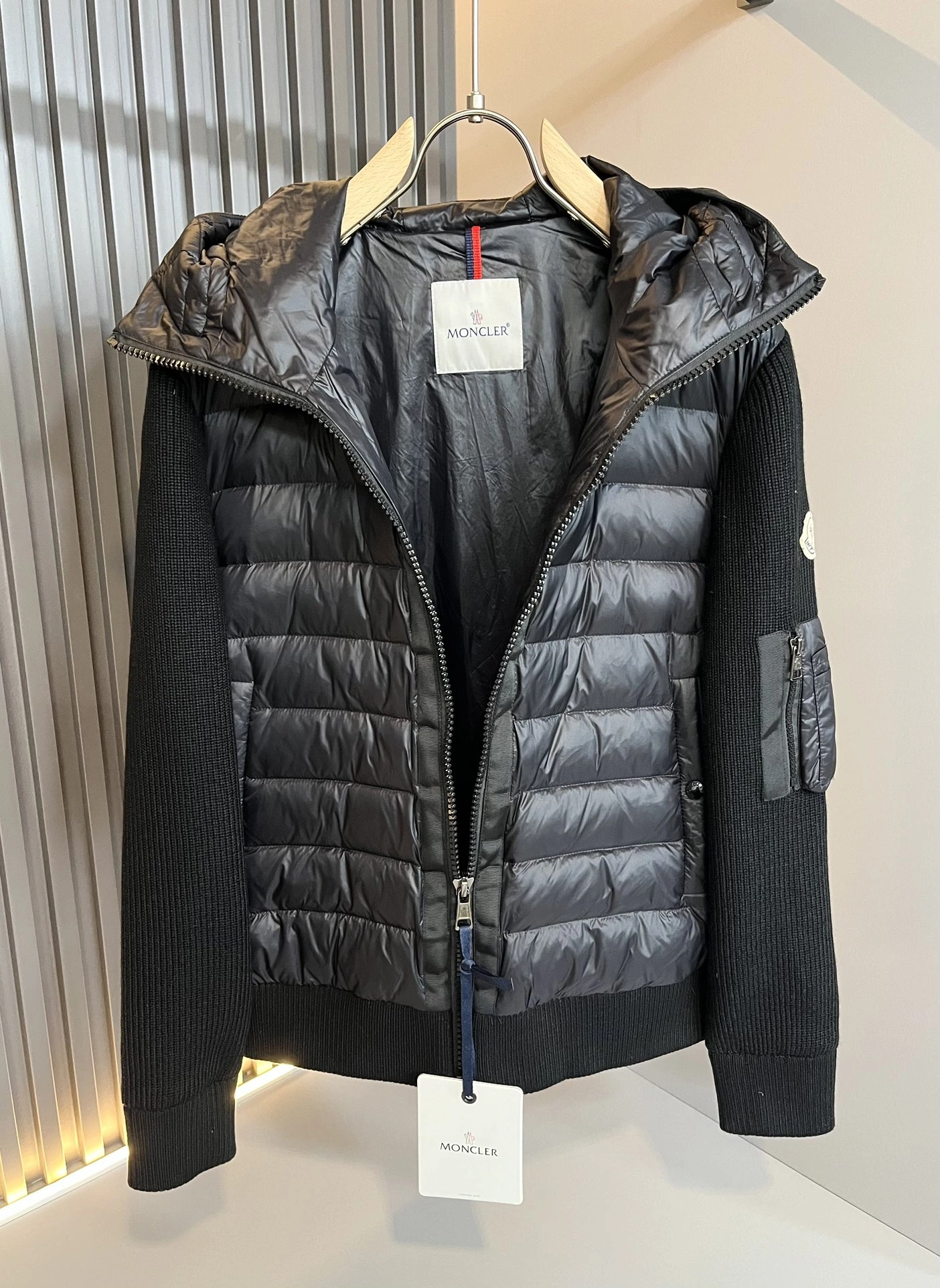 Official Moncler Down Jackets
