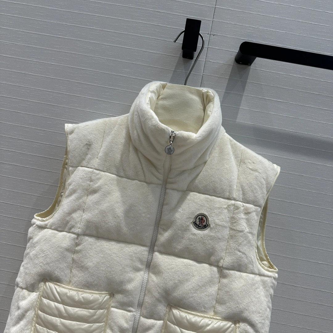 Brand-original Moncler Down Jackets