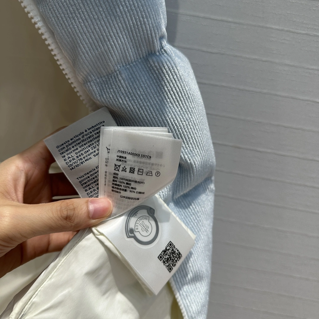 Cut-rate Moncler Down Jackets
