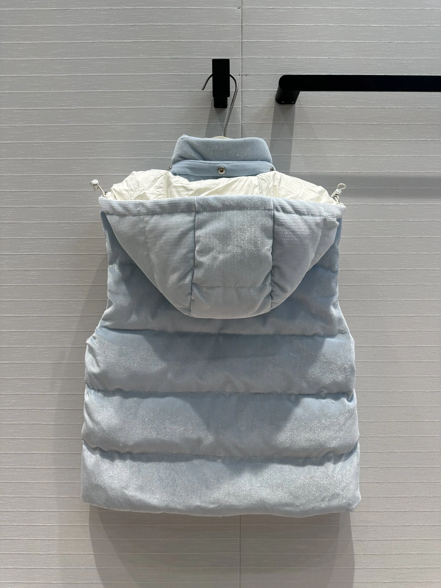 Cut-rate Moncler Down Jackets